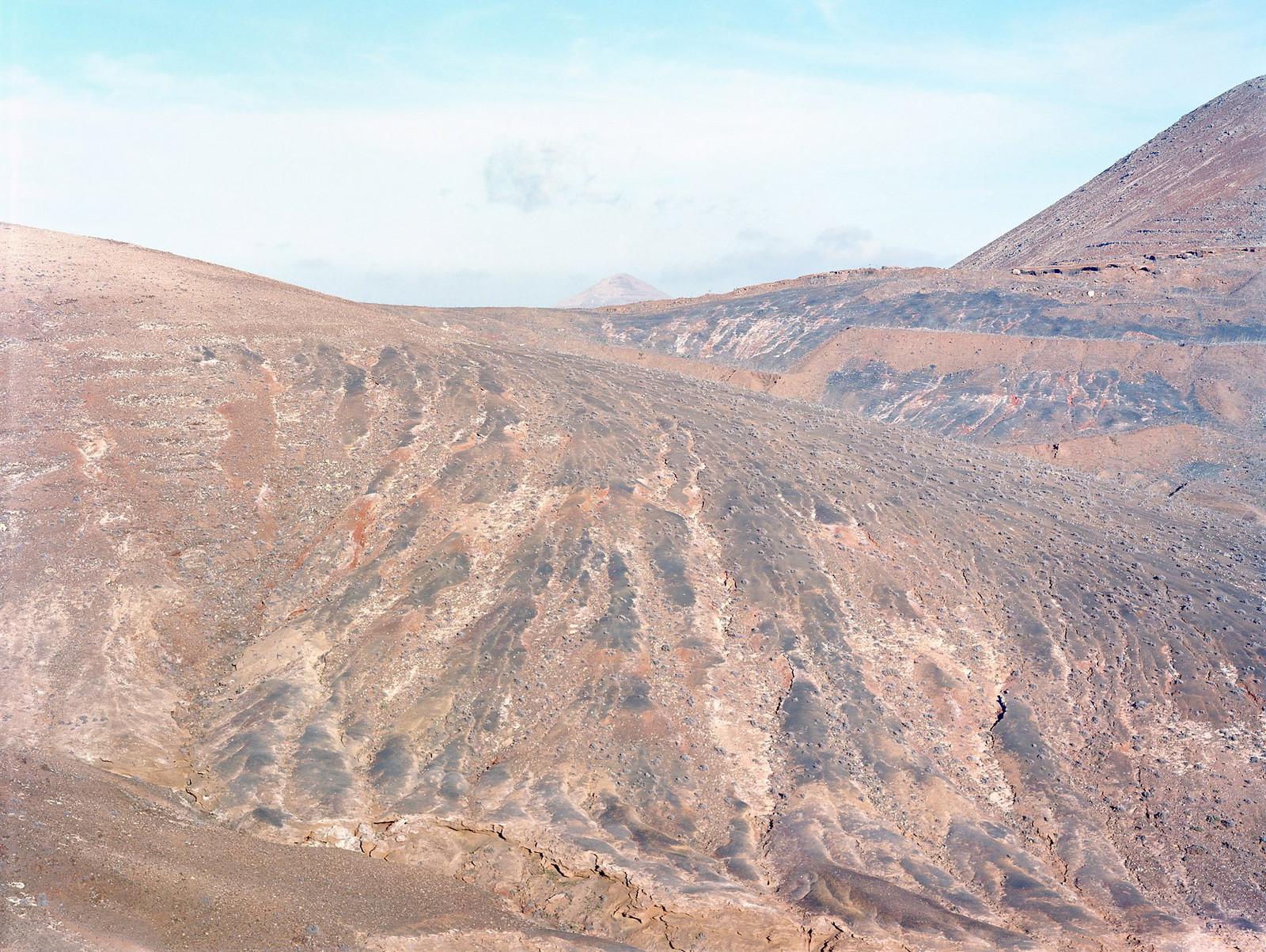 Luca Tombolini - LS IV | The Independent Photographer